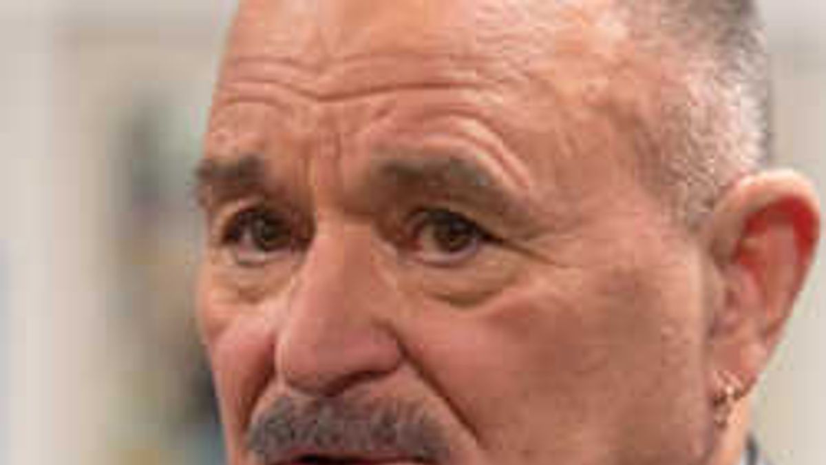 Nem tud leállni: Egészségét kockáztatja a legendás magyar zenész